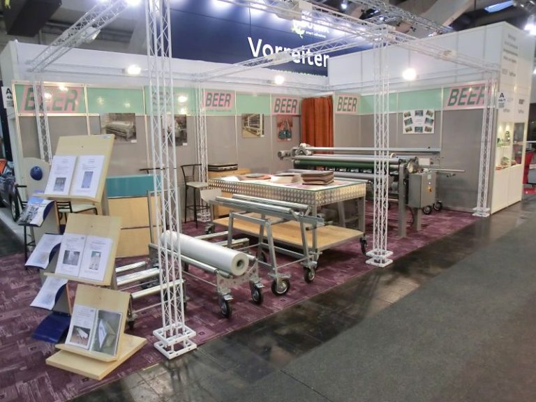 PVC Schneidemaschine HB 200E - BEER GmbH Präzisionswerkstätte